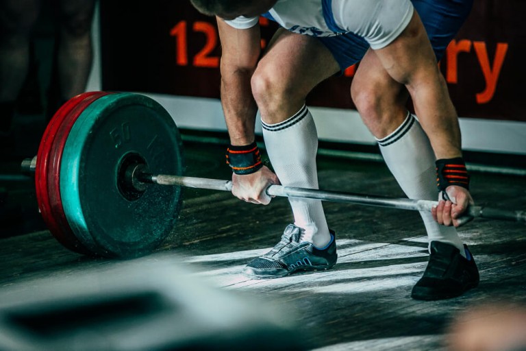 How To Train Like A Pro Powerlifter | Gym Junkies